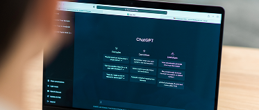 AI Prompt Engineering Course for Enterprise Adoption
